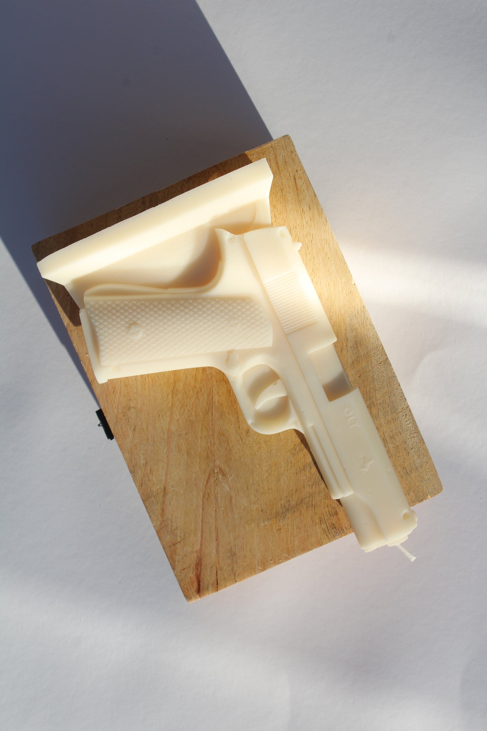 Gun candle – livaliving